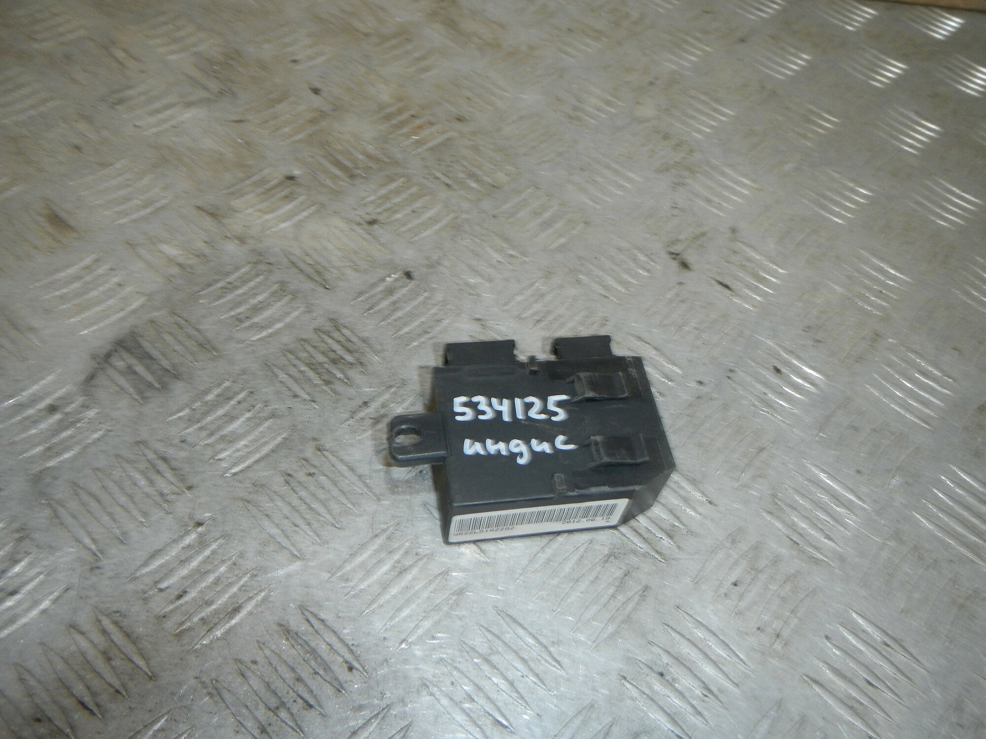 Б/У Блок сигнализации, Chery (Чери)-INDIS (11-15) Chery INDIS (11-15) Штатной. Без видимых повреждений. 534125 CHERY арт....