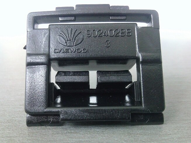 Клипса молдинга крыши DAEWOO NEXIA/CHEVROLET LANOS GM - 5 штук
