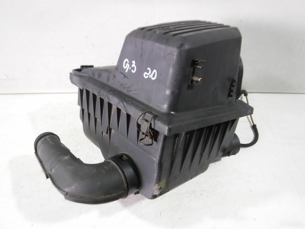 Корпус воздушного фильтра Volkswagen Golf Mk3 (1991—2000) 1HM129607E