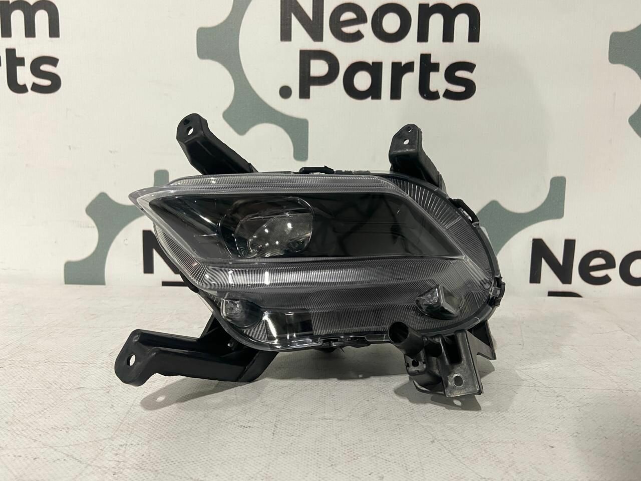 ПТФ левая Hyundai Santa Fe 4 TM 18-20