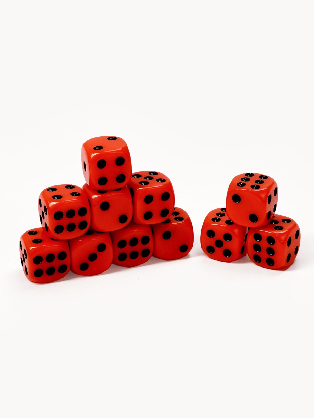Кубики игральные, 1.4×1.4 см, набор 50 штук, красные, классические