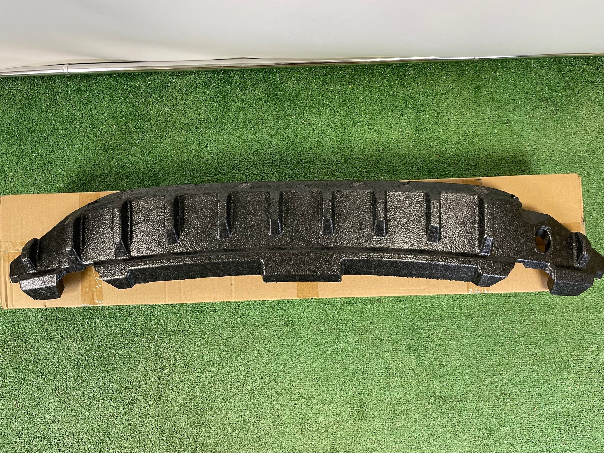 Voyah Абсорбер переднего бампера Voyah Free 280325001