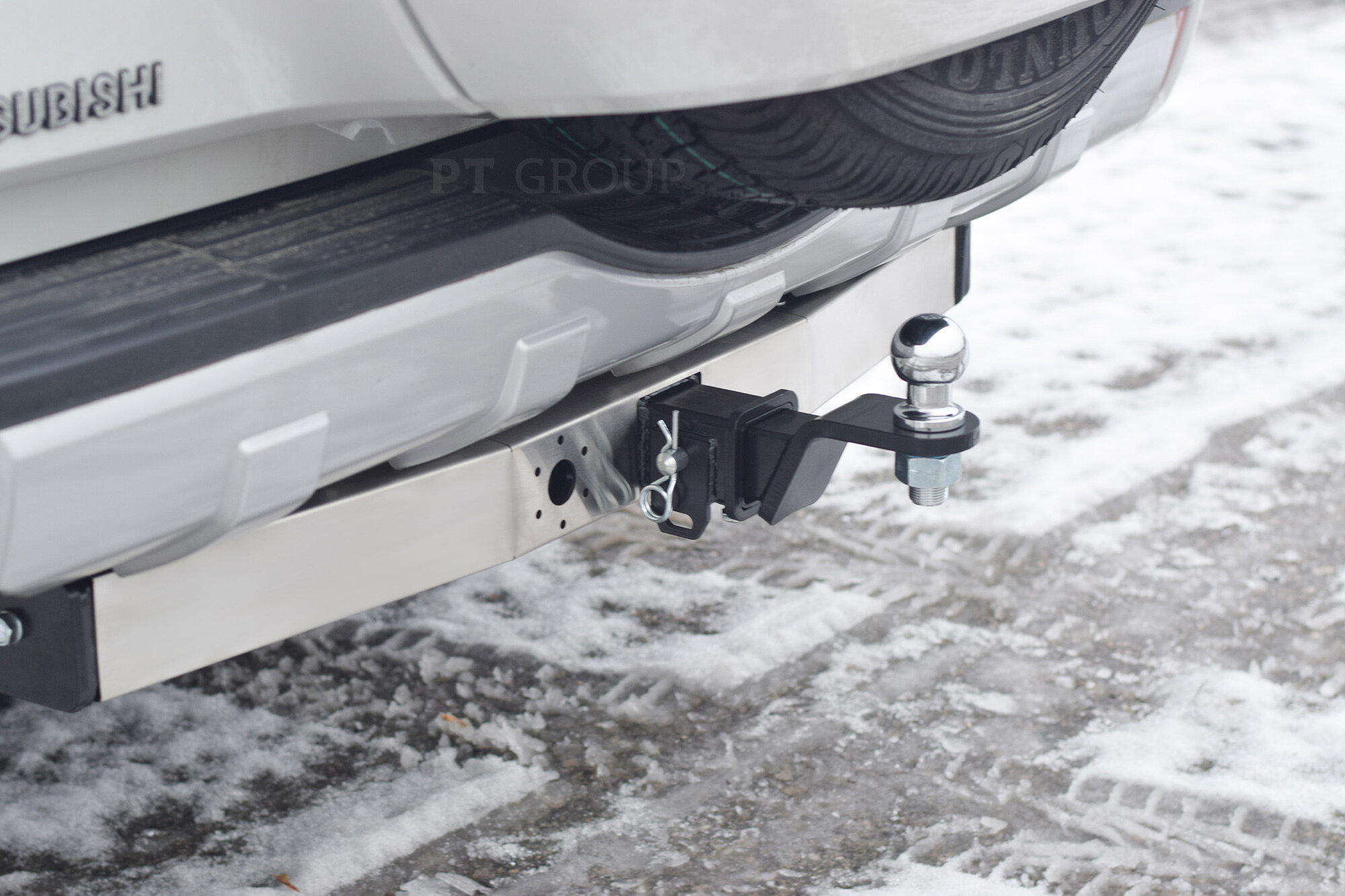 Фаркоп PT GROUP /съемный квадрат/ С нержавеющей Накладкой для MITSUBISHI Pajero 1999-(паспорт и сертификат в комплекте)(без электрики) арт. MPJ-99-991124.00