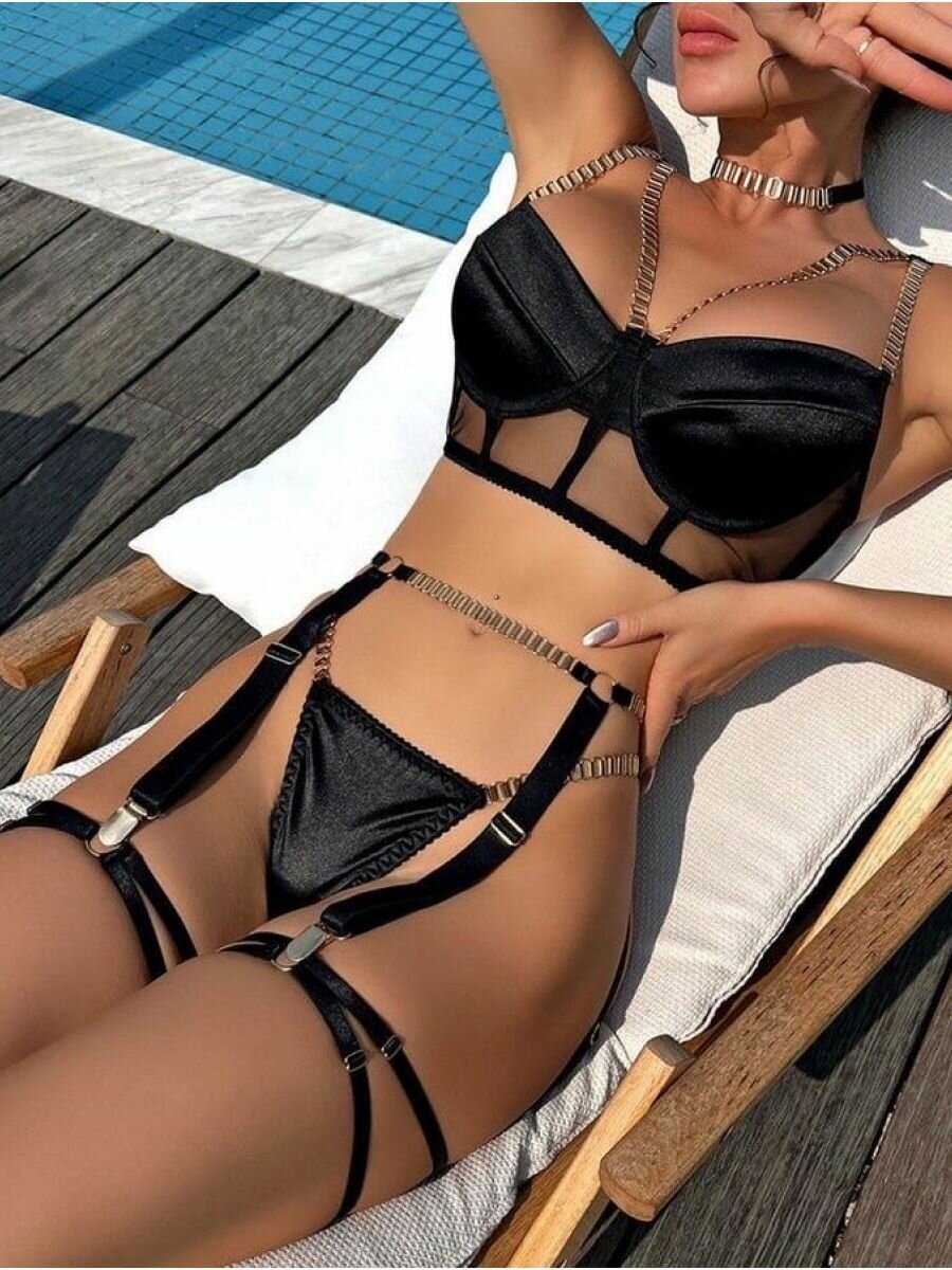 Комплект нижнего белья сексуальный с поясом и ремнями