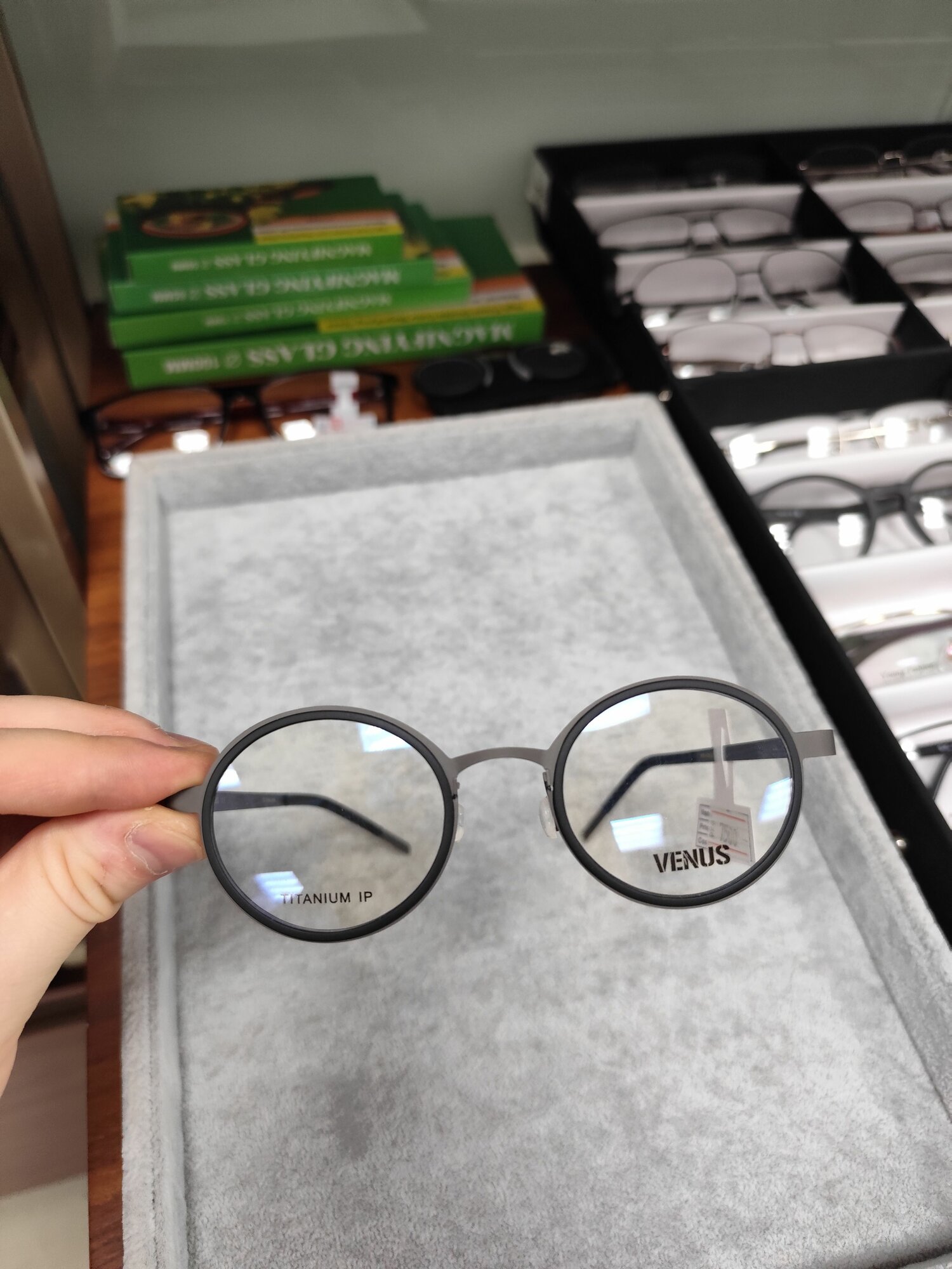 Титановая универсальная оправа для очков Venus круглая