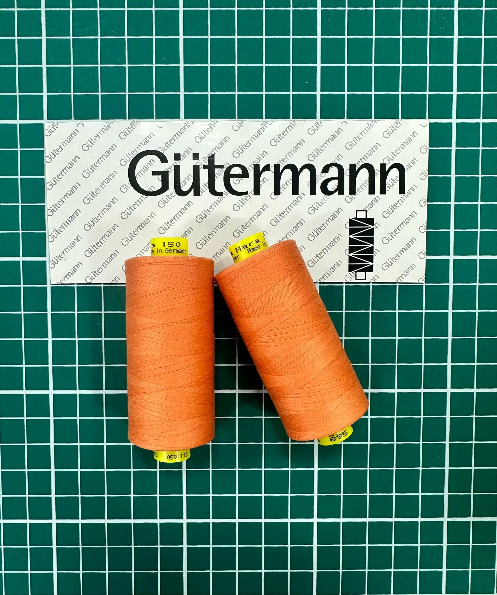 Gutermann Mara 150; col: 895 (1000 м) Нитки для шитья