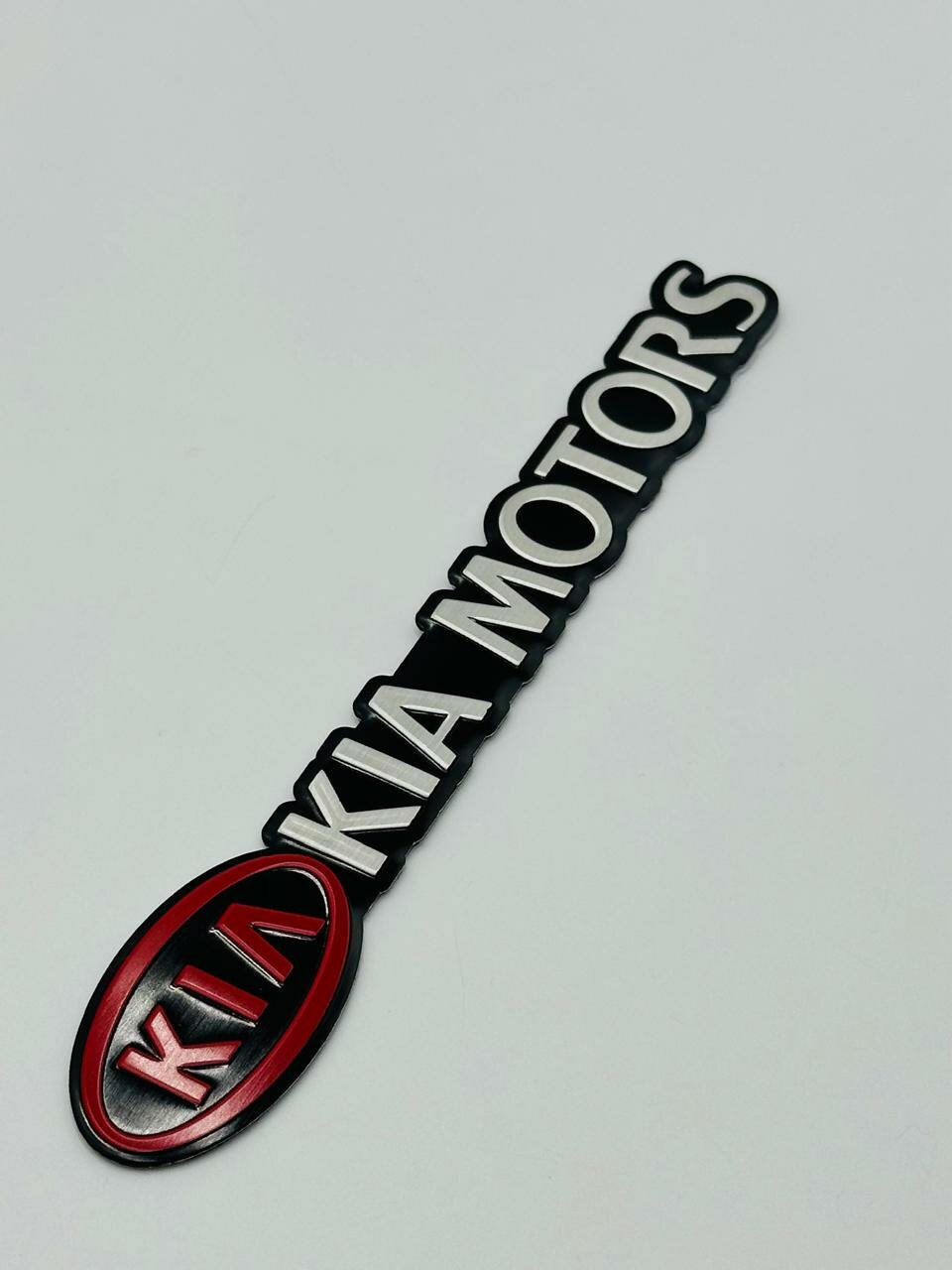 Шильдик Наклейка Kia Motors 16см