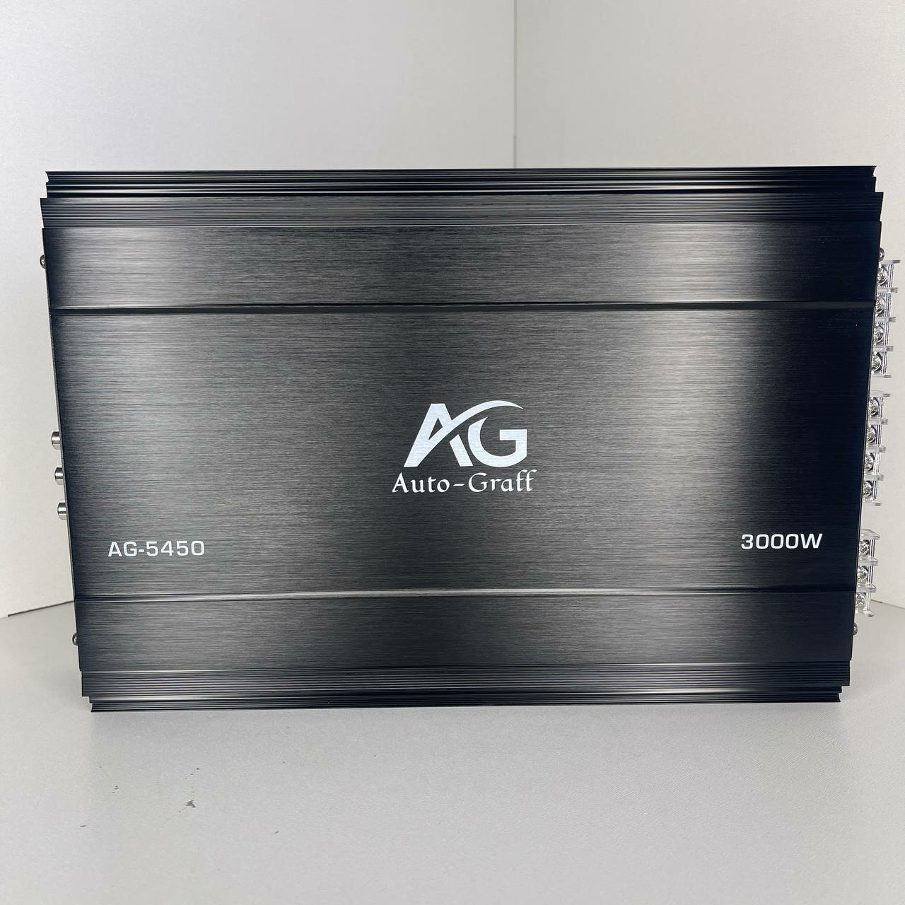 Автомобильный усилитель 4 канальный Auto-Graff-5450 3000W