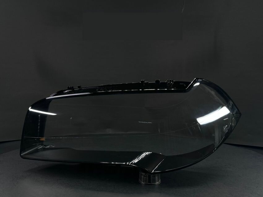 Левое стекло фары для BMW X3 E83 2004-2010