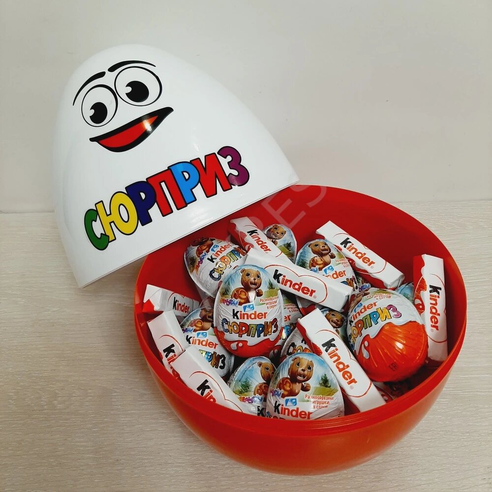 Сладкий подарок LAKRES "Большой киндер со сладостями", размеры 30x24 см