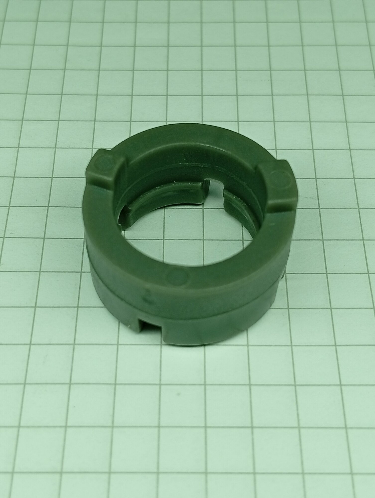 Адаптер ножа для газонокосилки CHAMPION EM3414, EM3716, EM4018, EM4419 / 1052475001