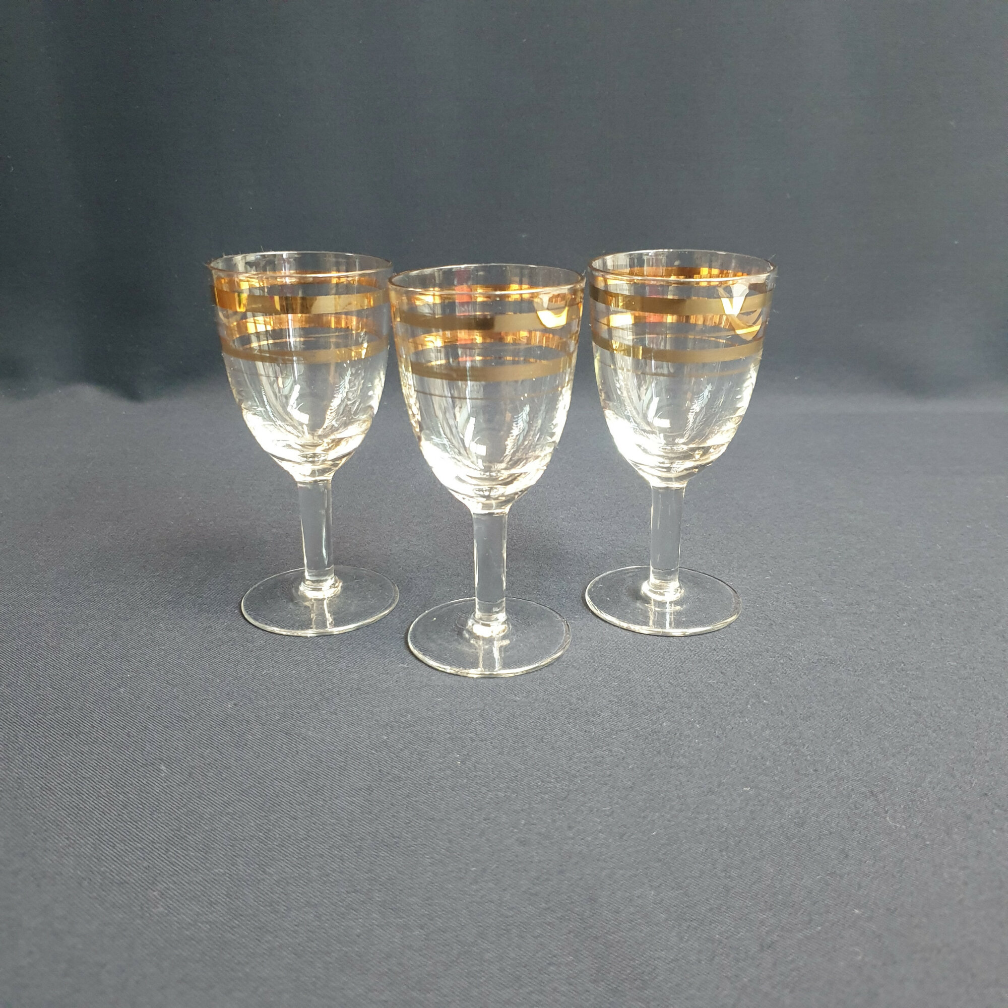 Набор из 3 рюмок, стекло позолота 80 мл, высота 115 мм, винтаж СССР