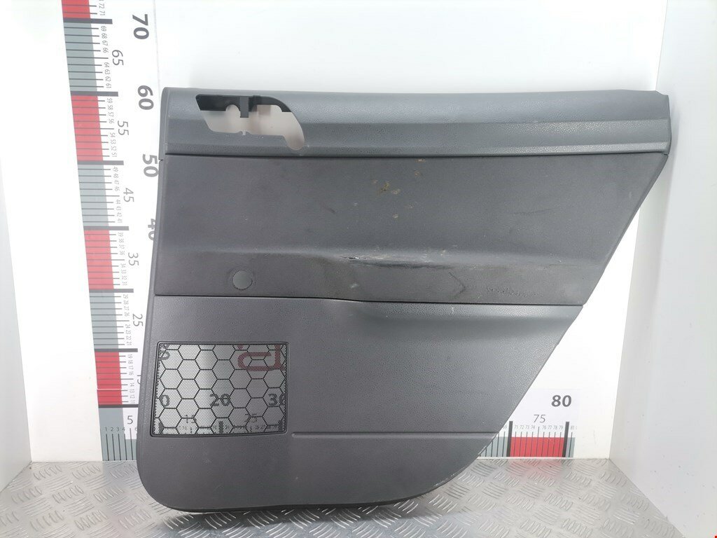 Обшивка (карта) двери задней правой Volkswagen Polo 4 арт. 1882260