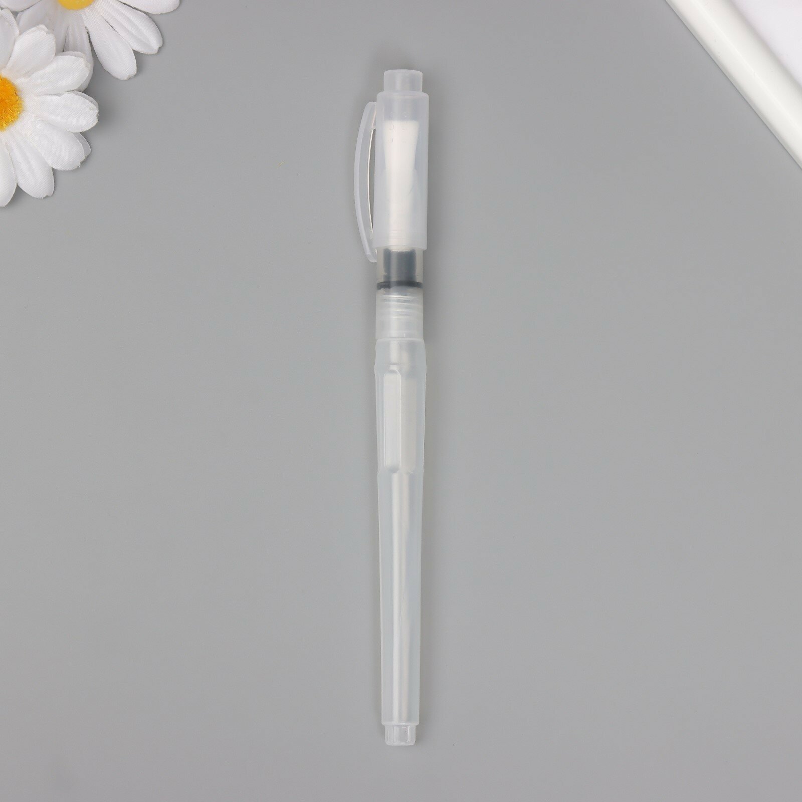 Кисть для туши и краски размер 0.8×1.5 см, нейлон, 1.5×2.2×18.2 см