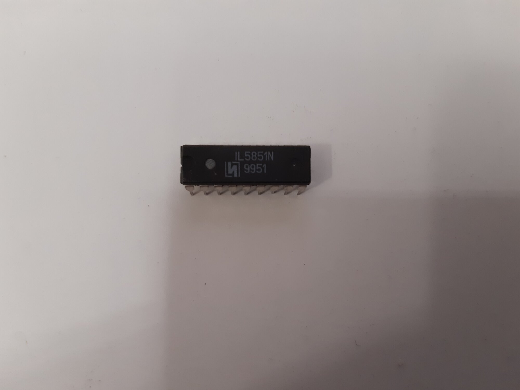 Микросхемы IL5851N 1996 год, (комплект из 3 штук)