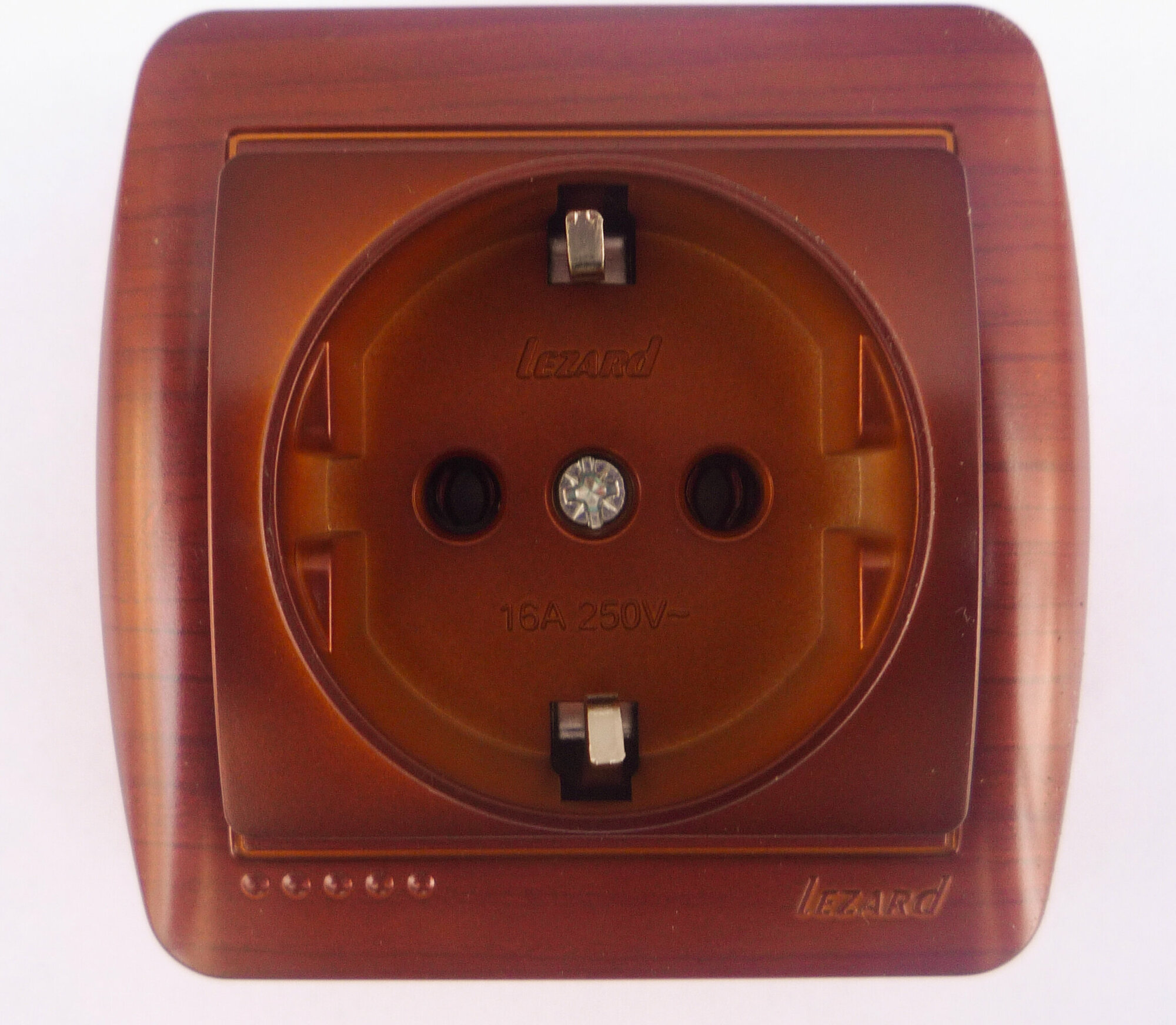 Розетка LEZARD DEMET с/з махагон