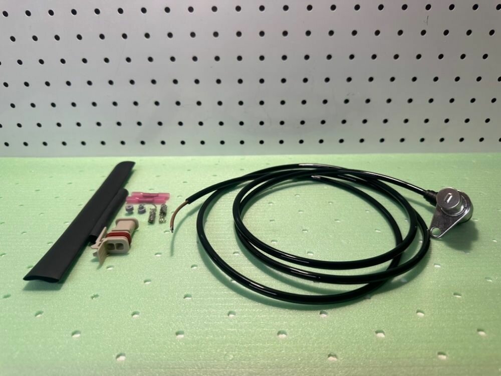 Датчик скорости SCANIA P R G 4 И 5 серии частоты вращения распредвала (скания)