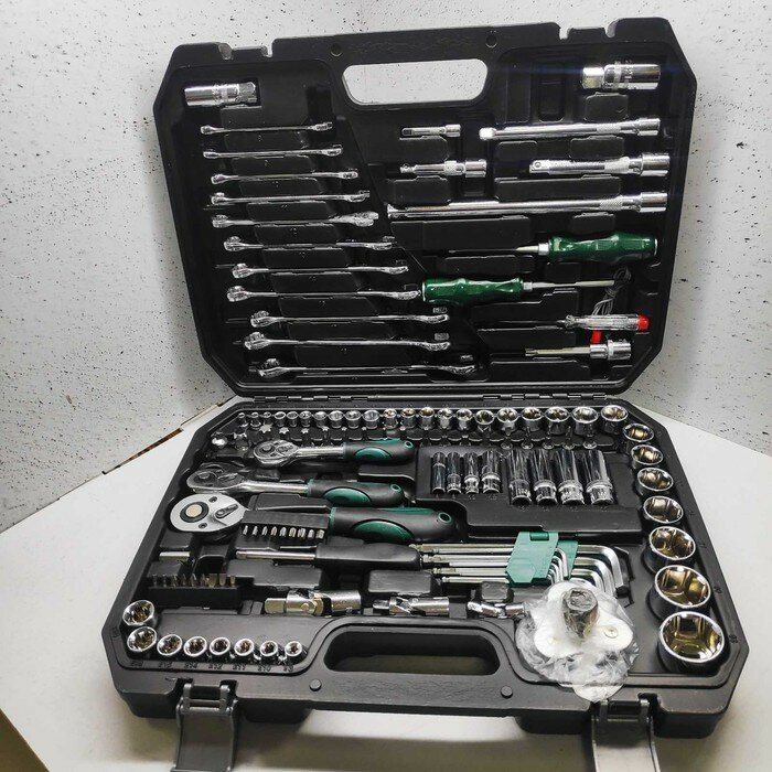 Набор инструментов (большой) Tools 121 предмет