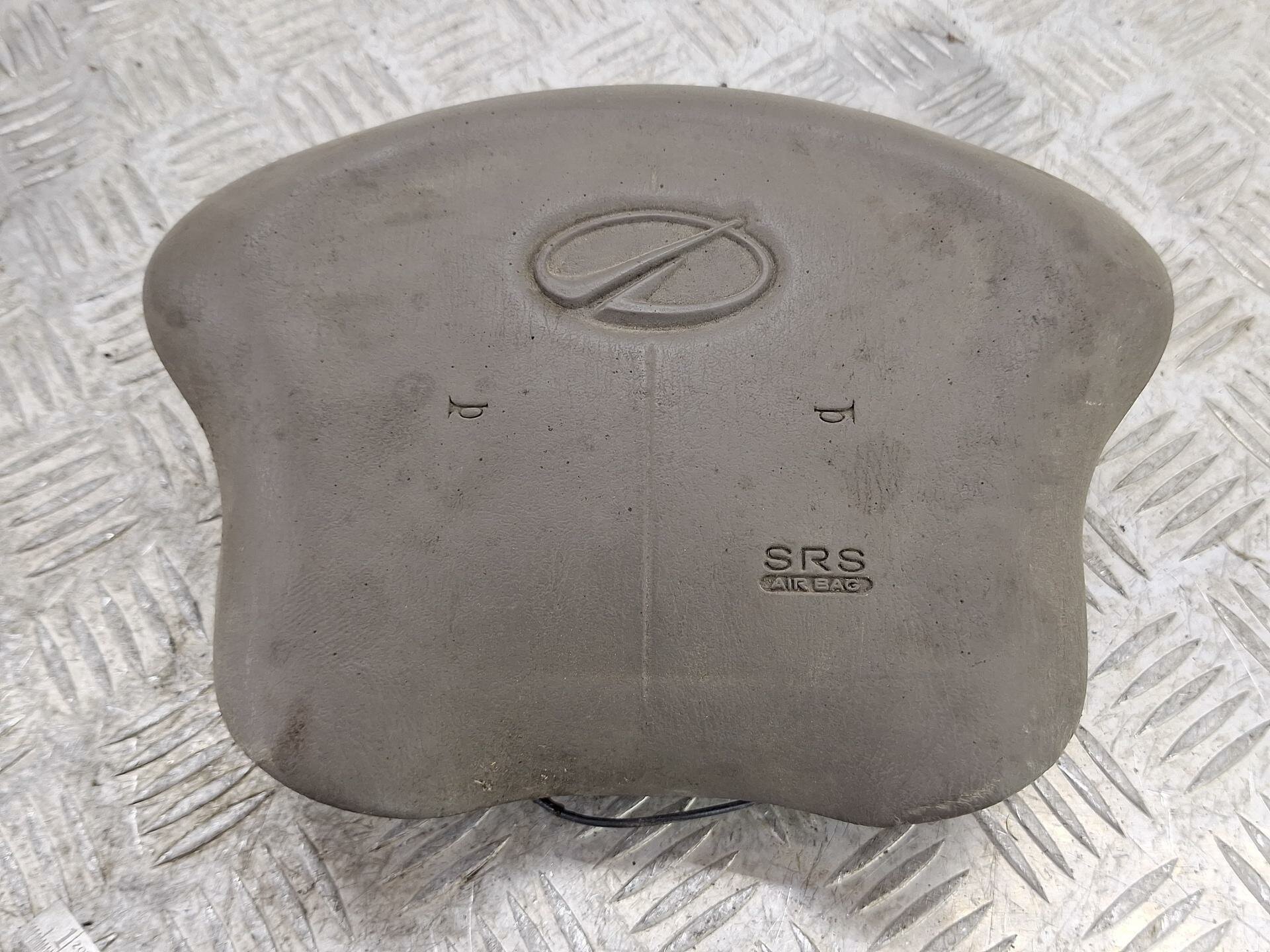 Подушка безопасности водителя Chevrolet Alero 2000