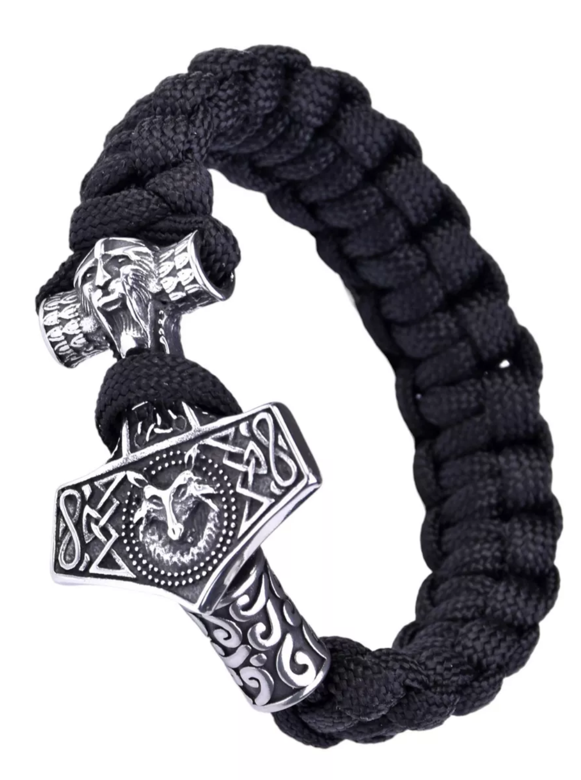 Плетеный браслет