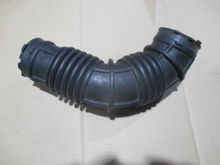 Гофра воздушного фильтра 13308302 1053018S01 Шевроле Круз 1,6-1,8 литра 13254590, 835079