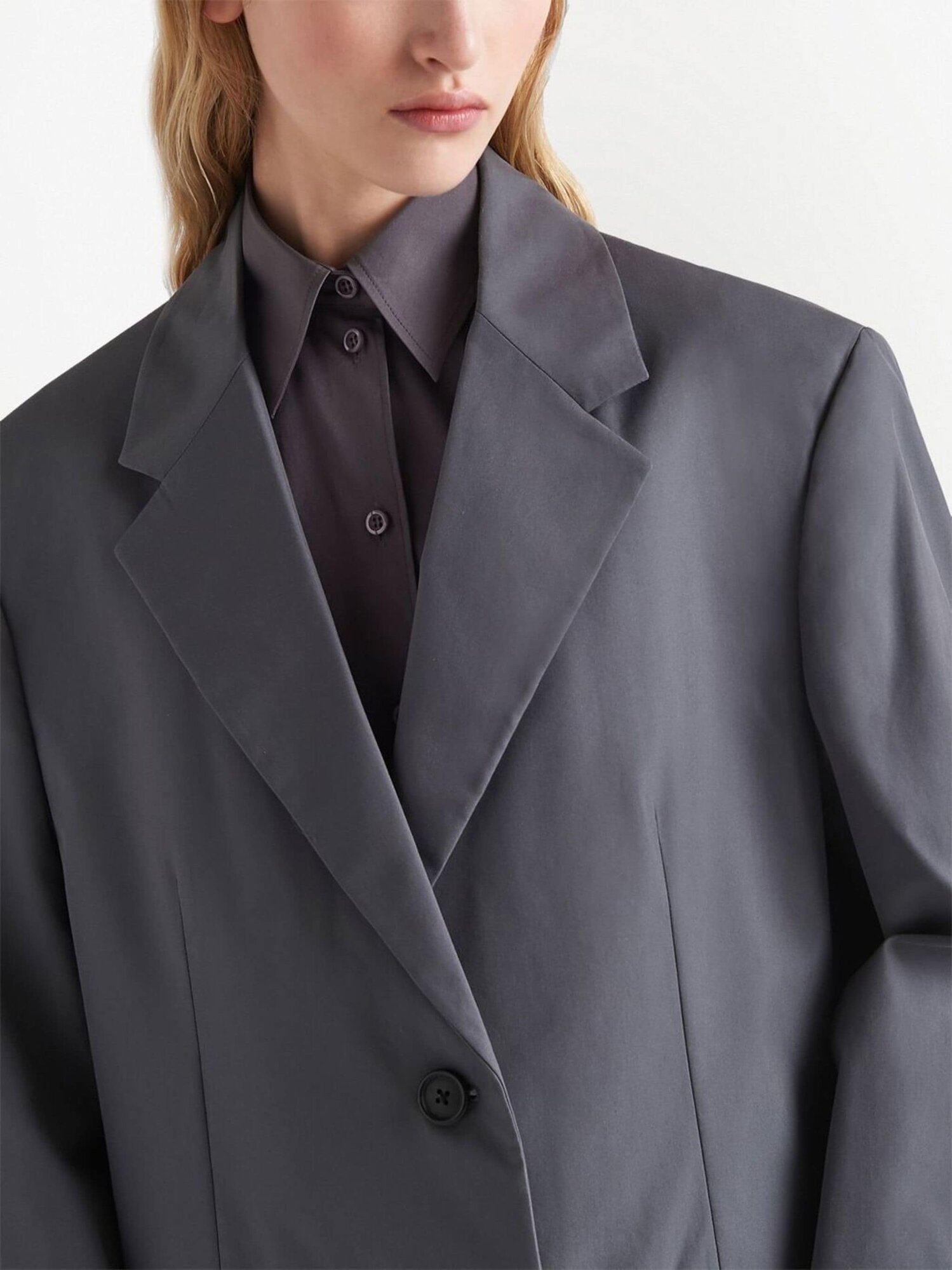Пальто Prada, размер 40, серый — фото 1