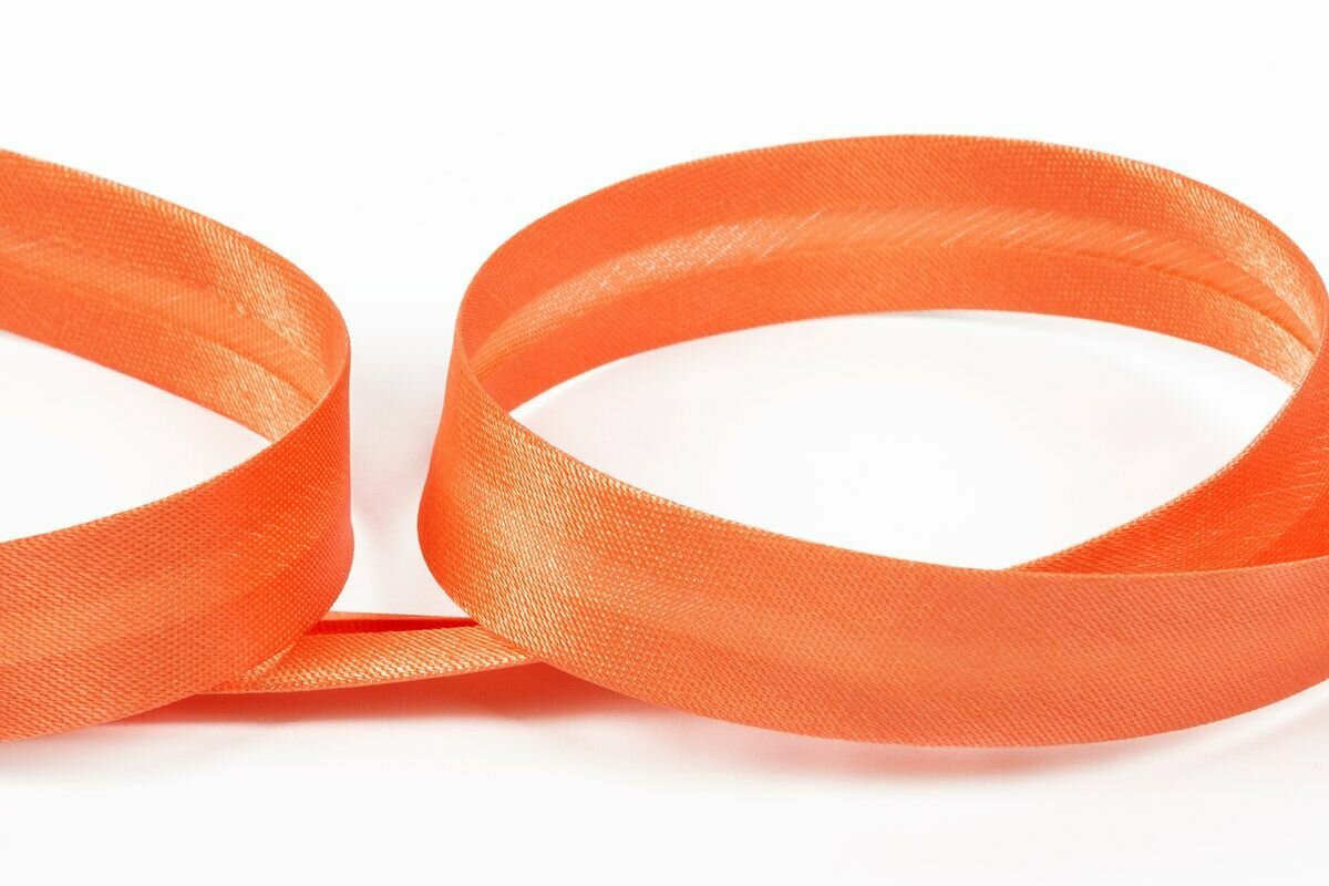 Косая бейка "Gamma" GK-15P 14 - 15 мм 132 м 1 м №029 бл. красный