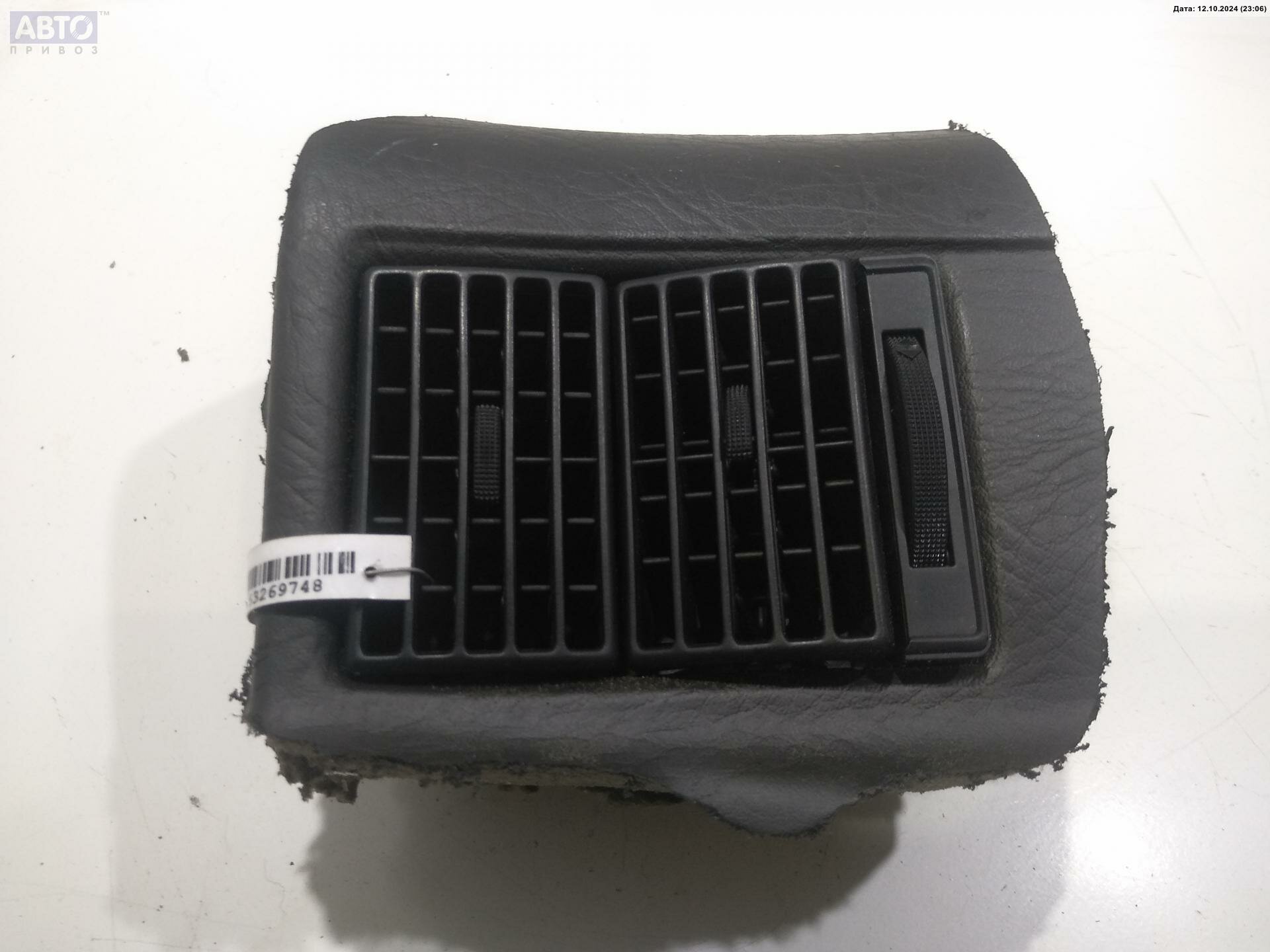 Дефлектор обдува салона Audi 80 B3 (1987-1992)