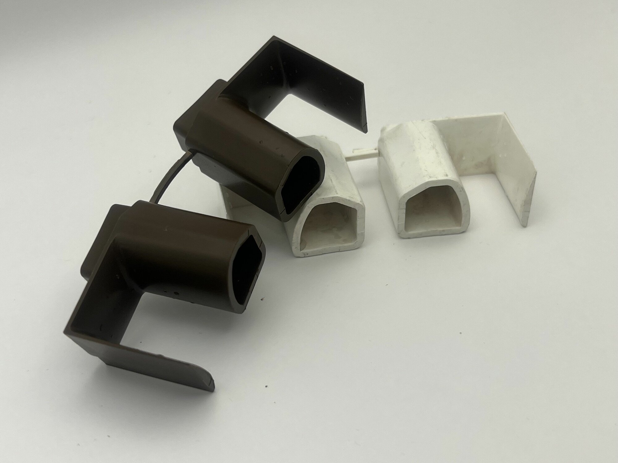 Alutech, Устройство направляющее GD14/U, коричневый, 313076102, 1 шт.