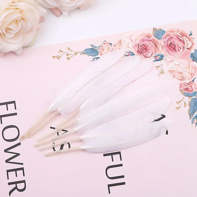 Окрашенные утиные перья WHxmsh 10-15 см Белый, 20pcs, White feathers