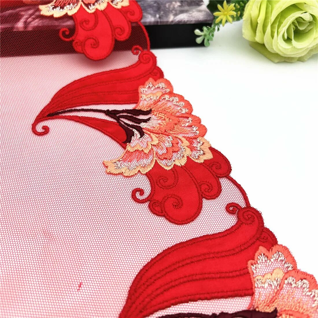 Красный кружевной трим 3 ярда, Vieruodis