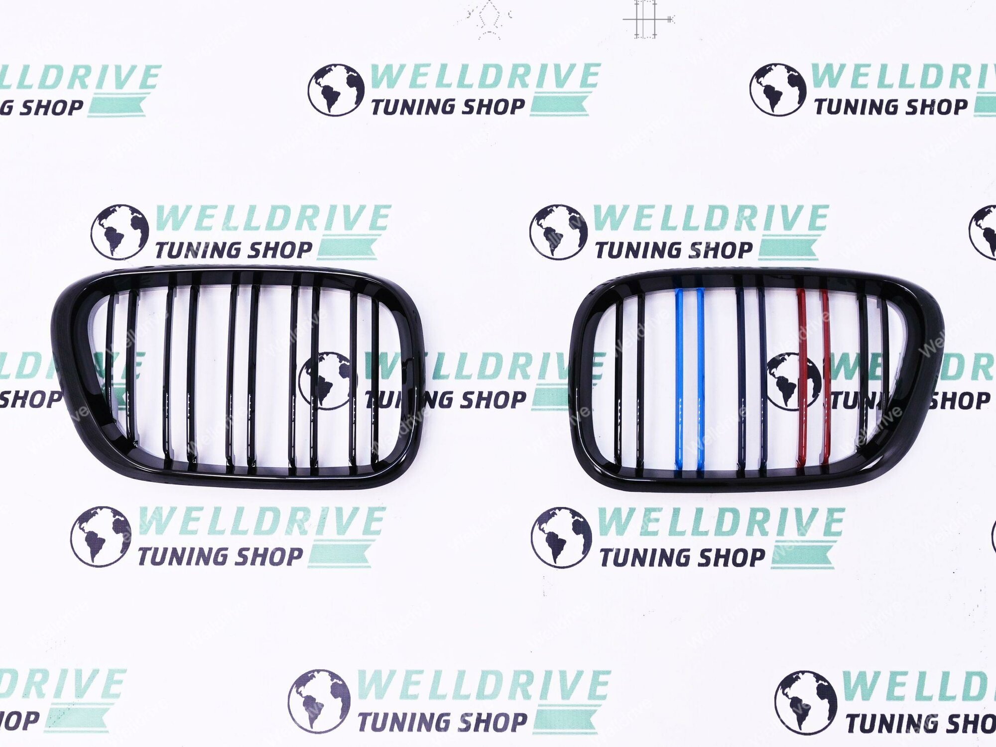 Решетки радиатора BMW X5 E53 дорестайлинг M стиль черный глянец триколор