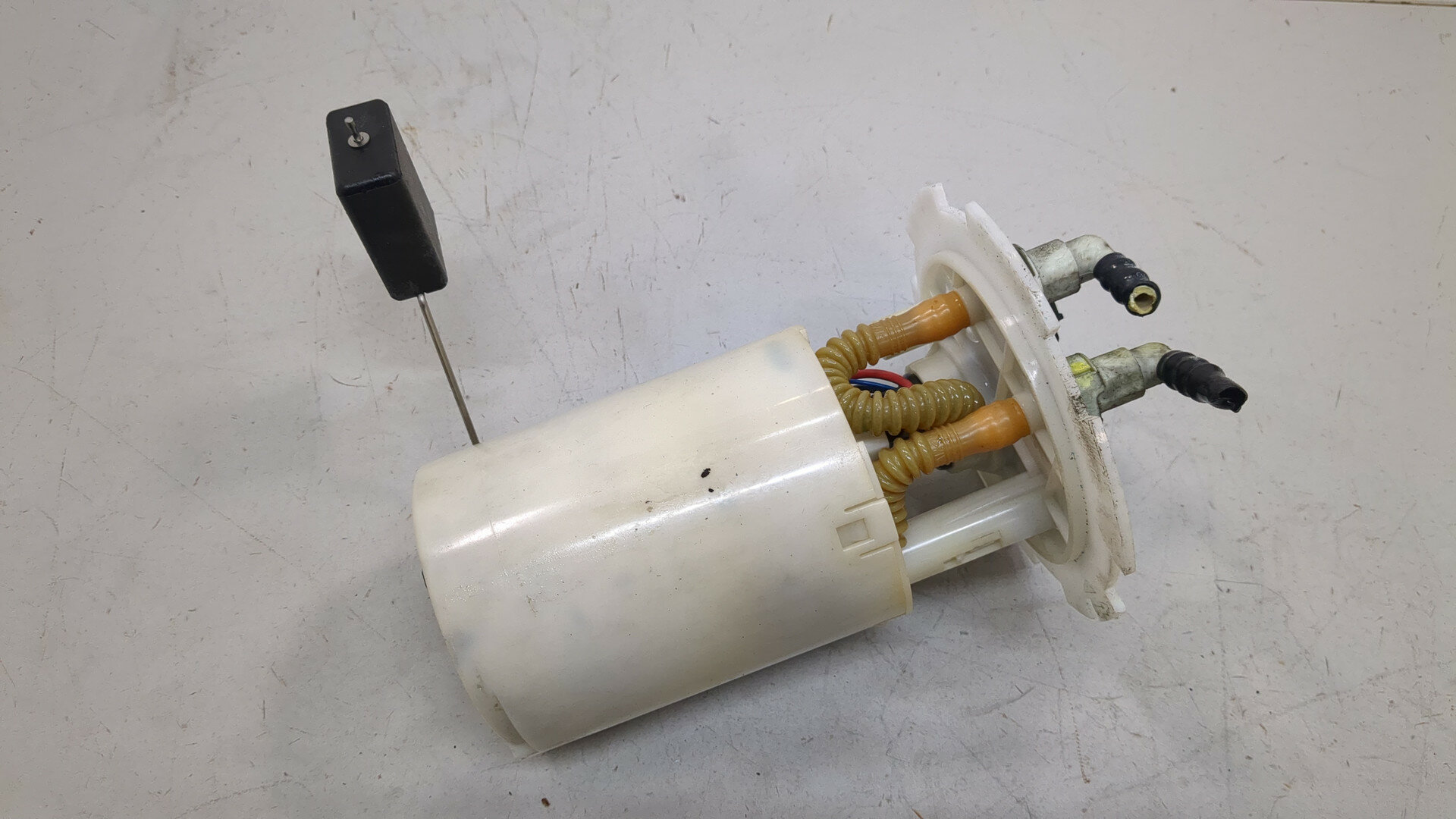 Насос топливный электрический Chevrolet Lacetti Б/У