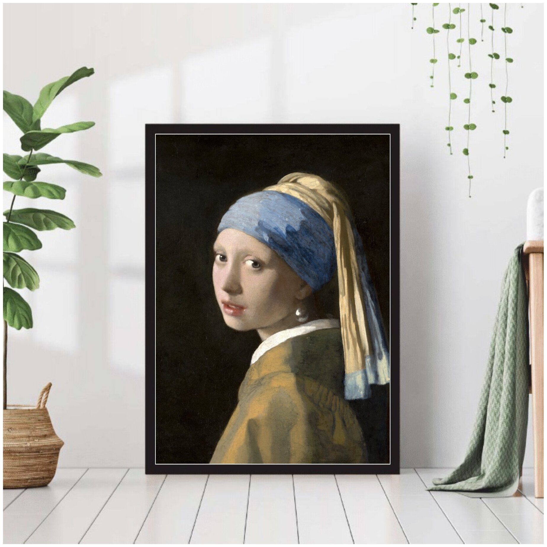 Постер "Девушка с жемчужной сережкой" в черной рамке 40х50 см для интерьера на стену