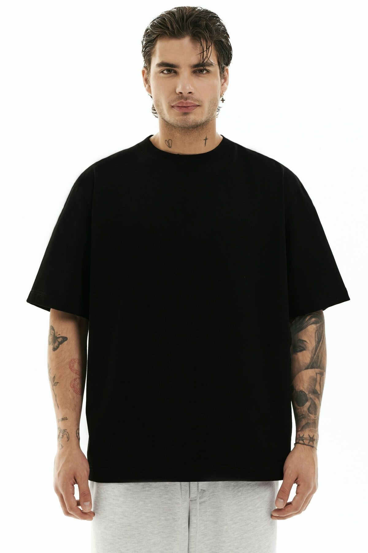 Футболка СВЯТАЯ СВЯТАЯ