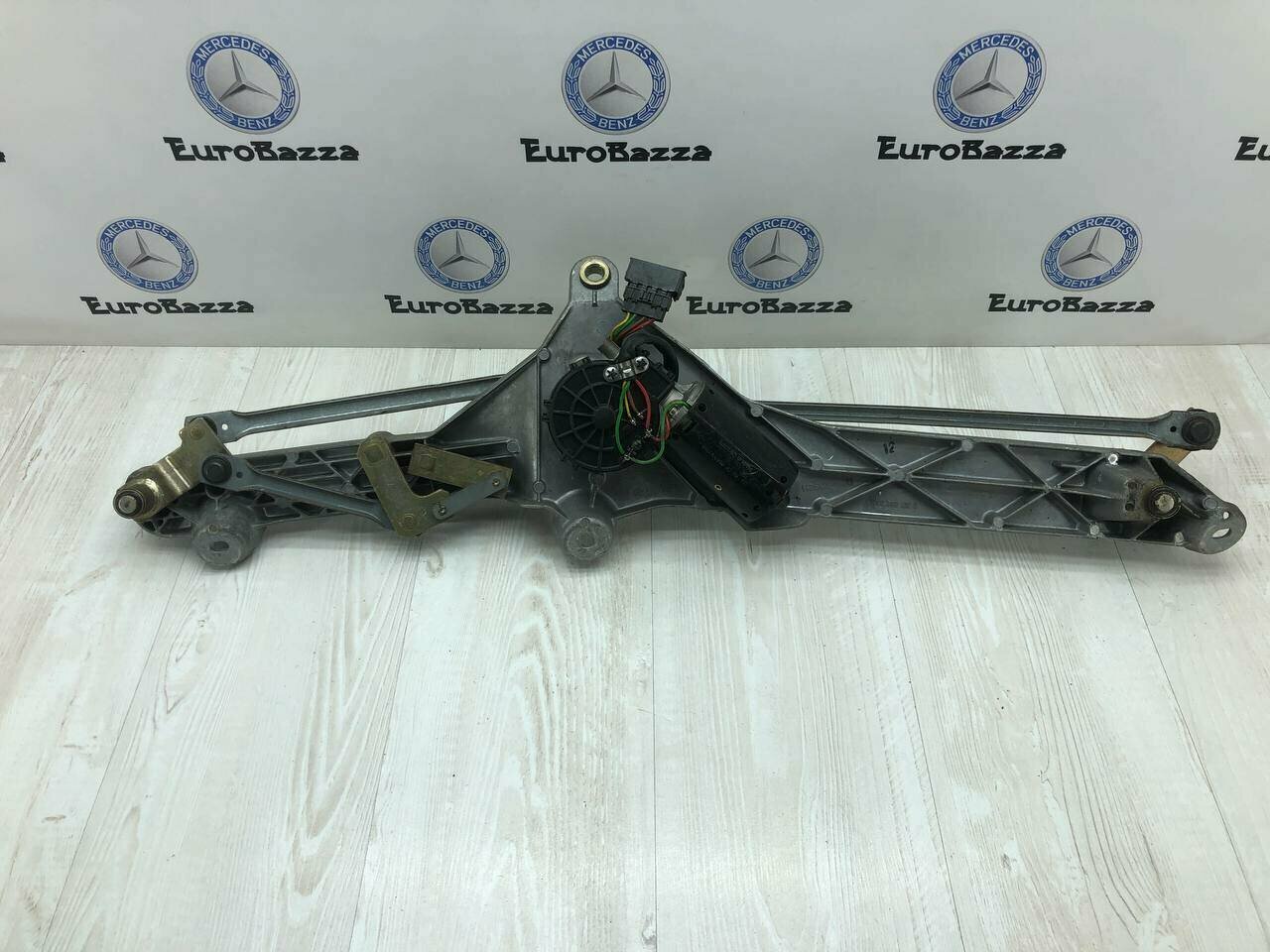 Трапеция дворников Mercedes W220 А2208200542