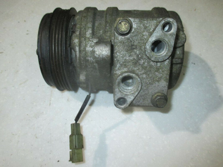 Компрессор кондиционера Шевроле Авео Т200-250 96473634 720076 SP-10 VH 1,2-1,6 литра