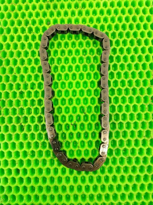 Цепь масляного насоса Volkswagen Tiguan 5N1 CAVA 03C115225A