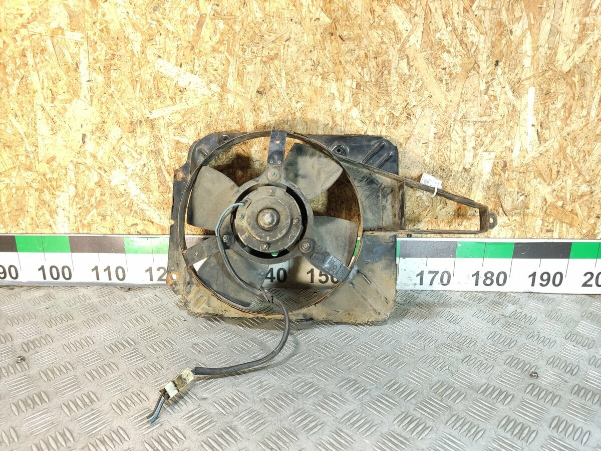 Вентилятор радиатора с диффузором VAZ 2114 21031309008