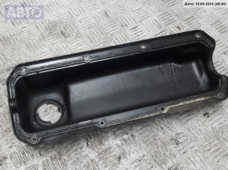 Крышка клапанная ДВС Skoda Octavia mk1 (A4 1U) 1996-2010