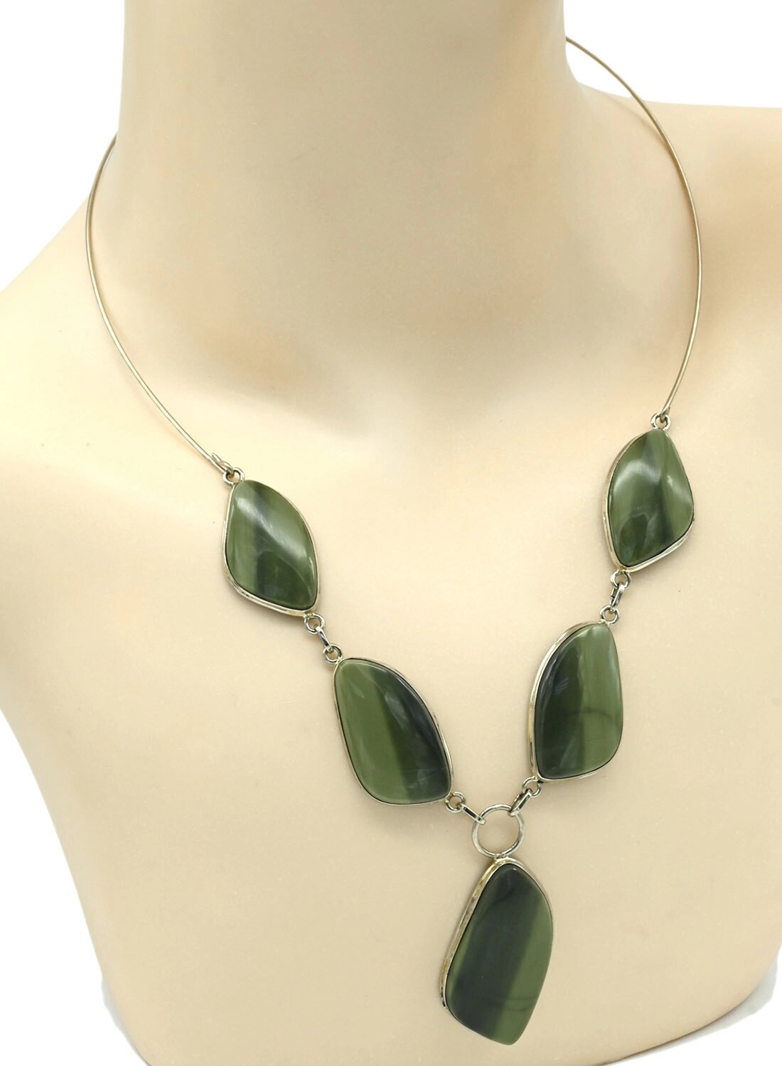 Колье, яшма