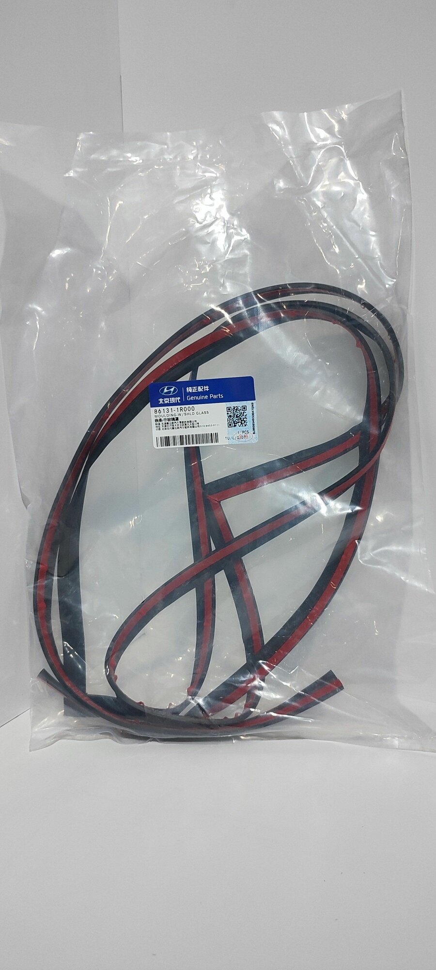 Молдинг лобового стекла 861311R000 Hyundai-KIA