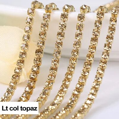 Стразовые цепочки SS10, Lt col topaz, 3 ярда