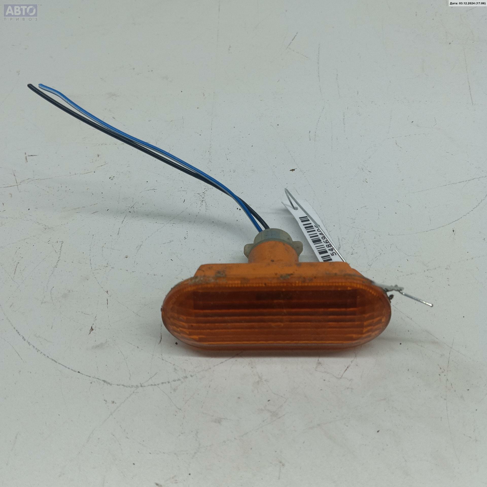 Повторитель поворота правый Ford Fusion