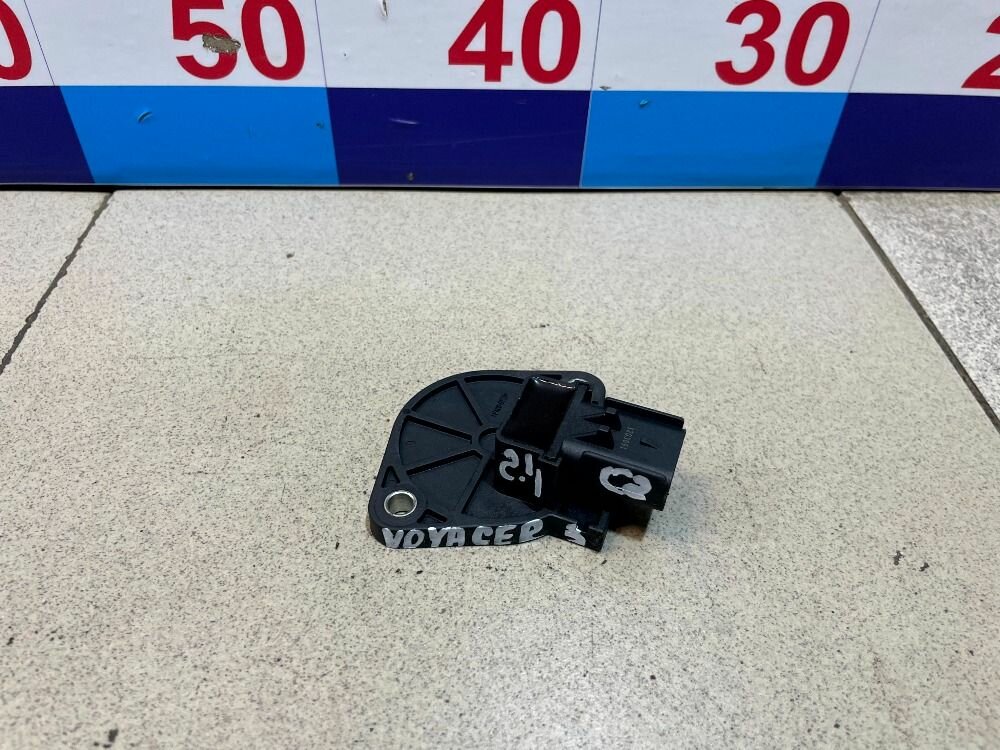 Датчик положения распредвала Chrysler Voyager III 200046