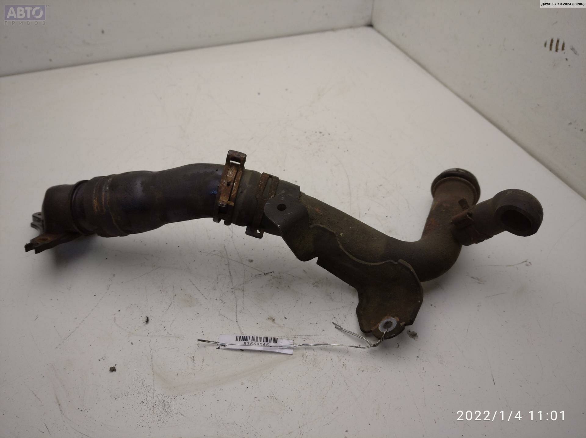 Патрубок Renault Trafic (2001-2014)