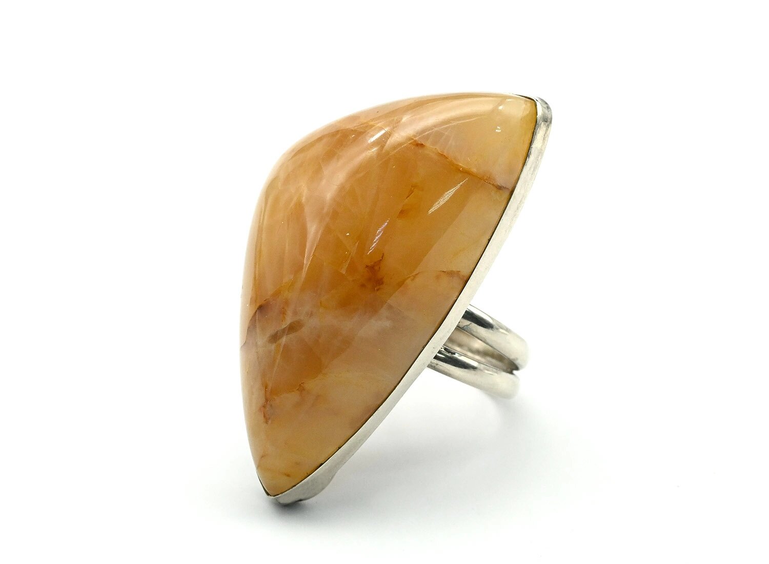 Кольцо, гeлиoлит