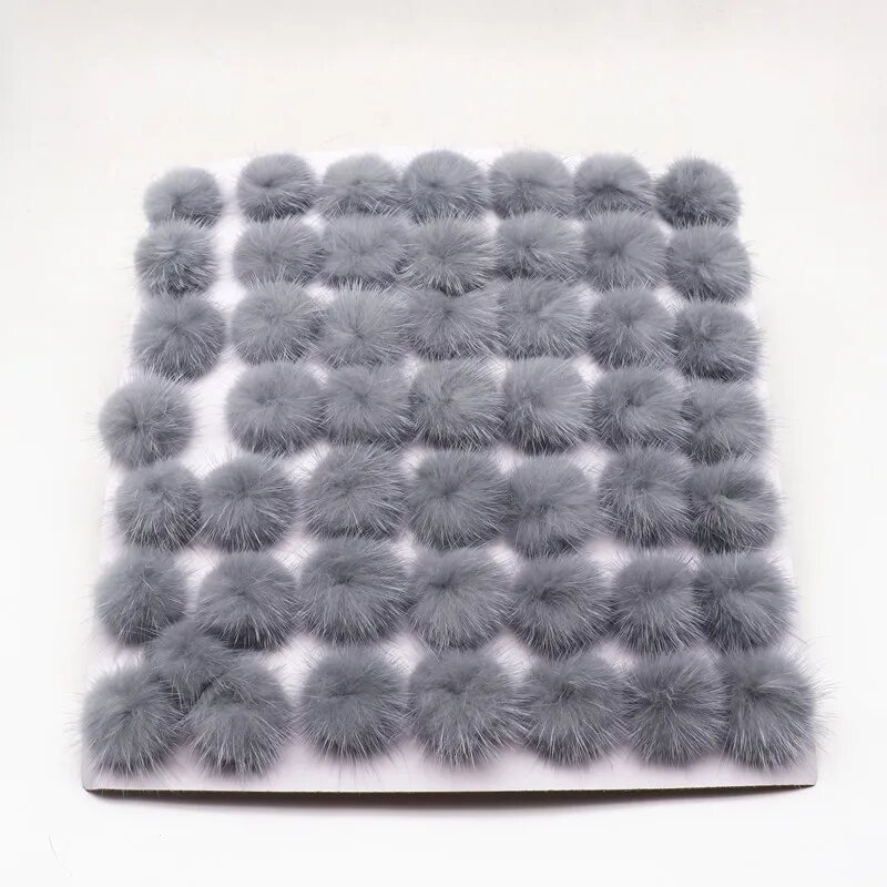 Натуральные помпоны из меха норки, 4 см, 50 шт. Серый, dark gray, 40mm 5Pcs
