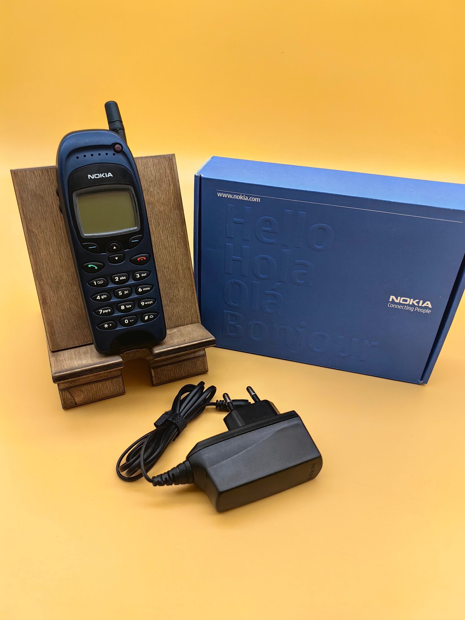 Мобильный кнопочный телефон Nokia 6150, Темно-синий