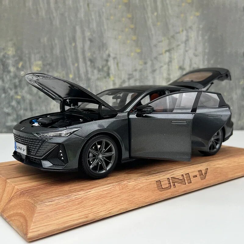 Маisto 1:18 Китайский бренд Changan 2022 UNI-V автомобиль grey1 NO BOX